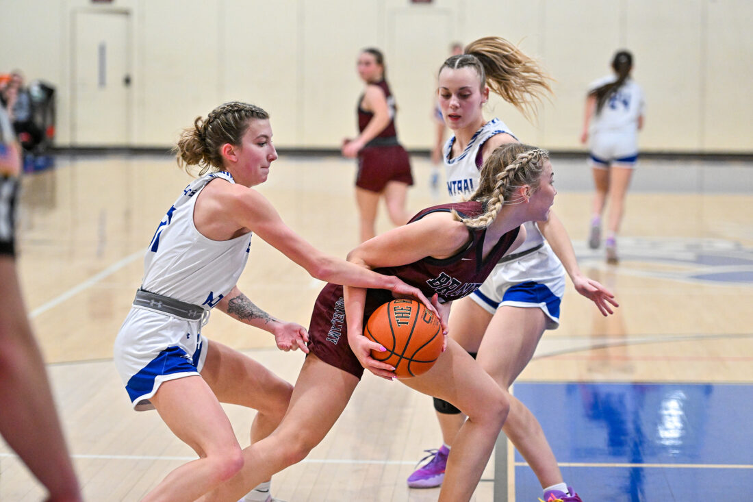Central Mountain girls suffer tough loss at home against Shikellamy ...